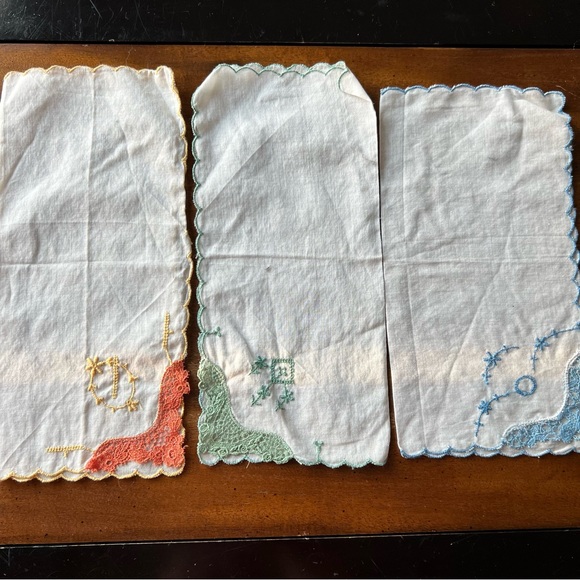 Accessories | Vintage Hankerchiefs 3 With Lace Trim Accents | Poshmark
